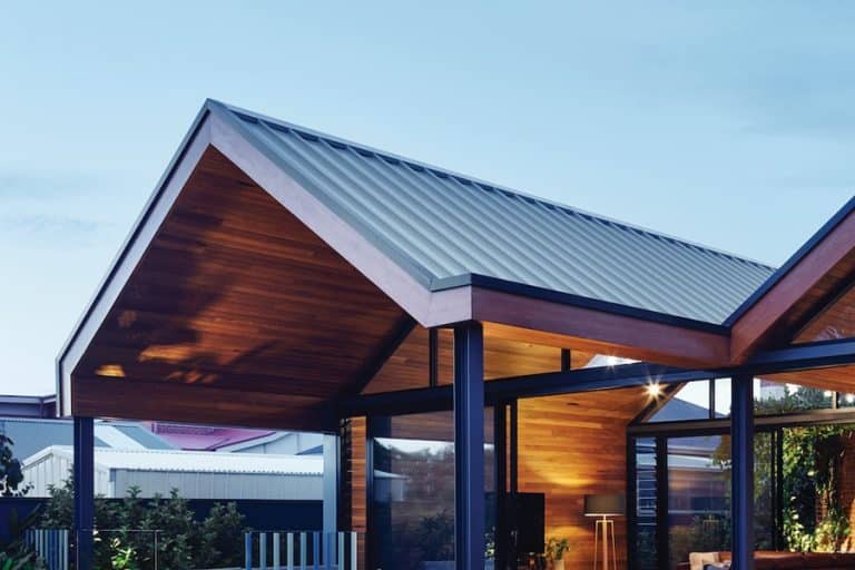 Pros and Cons of Colorbond, Zincalume, and Nexteel - Red Tag Roofing